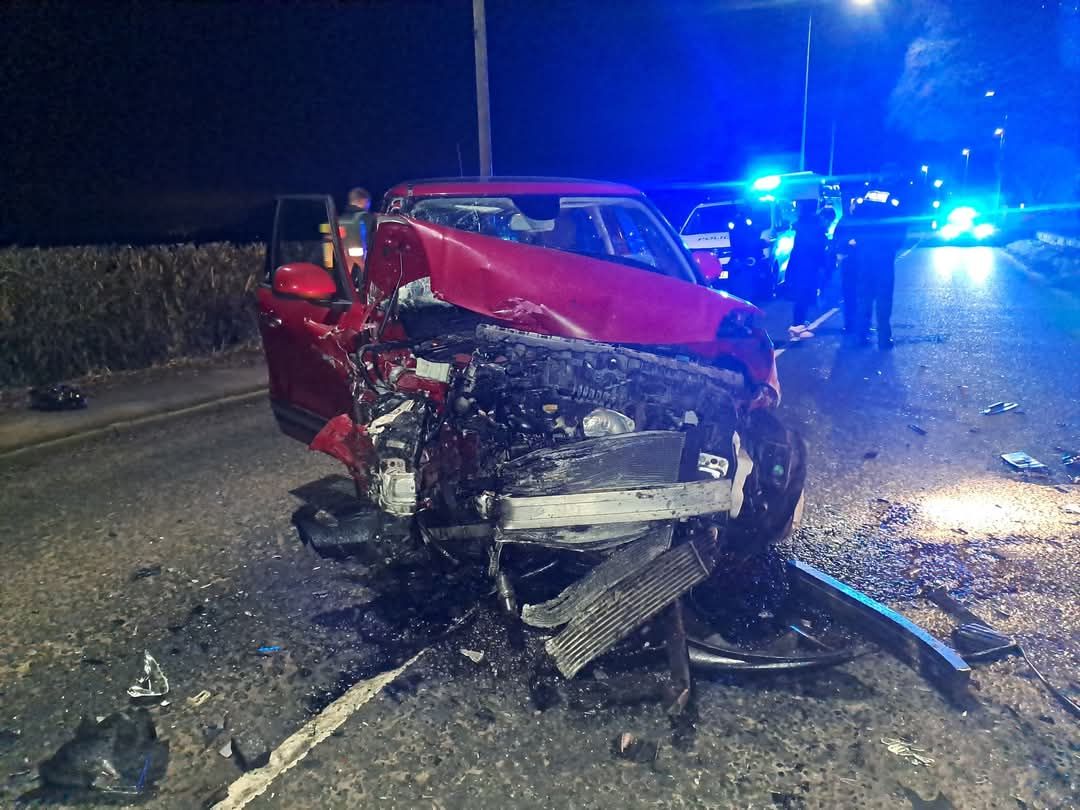 Man lucky to be alive after high-speed head on smash wrecks car – G2K ...